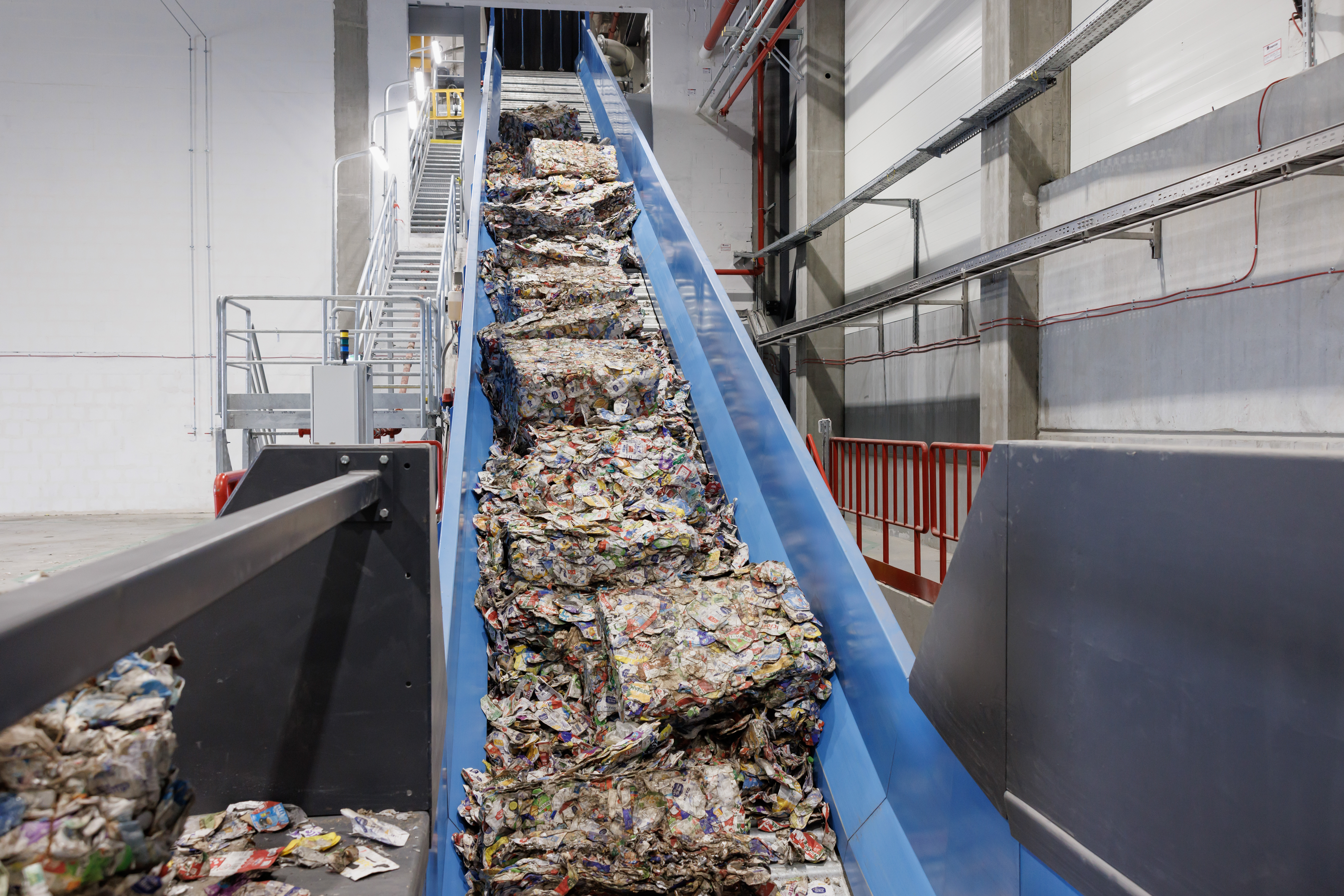 Europe's recycling hub for beverage cartons starts operations | Tetra ...